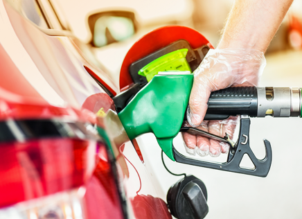 Benzineprijs opnieuw op recordhoogte